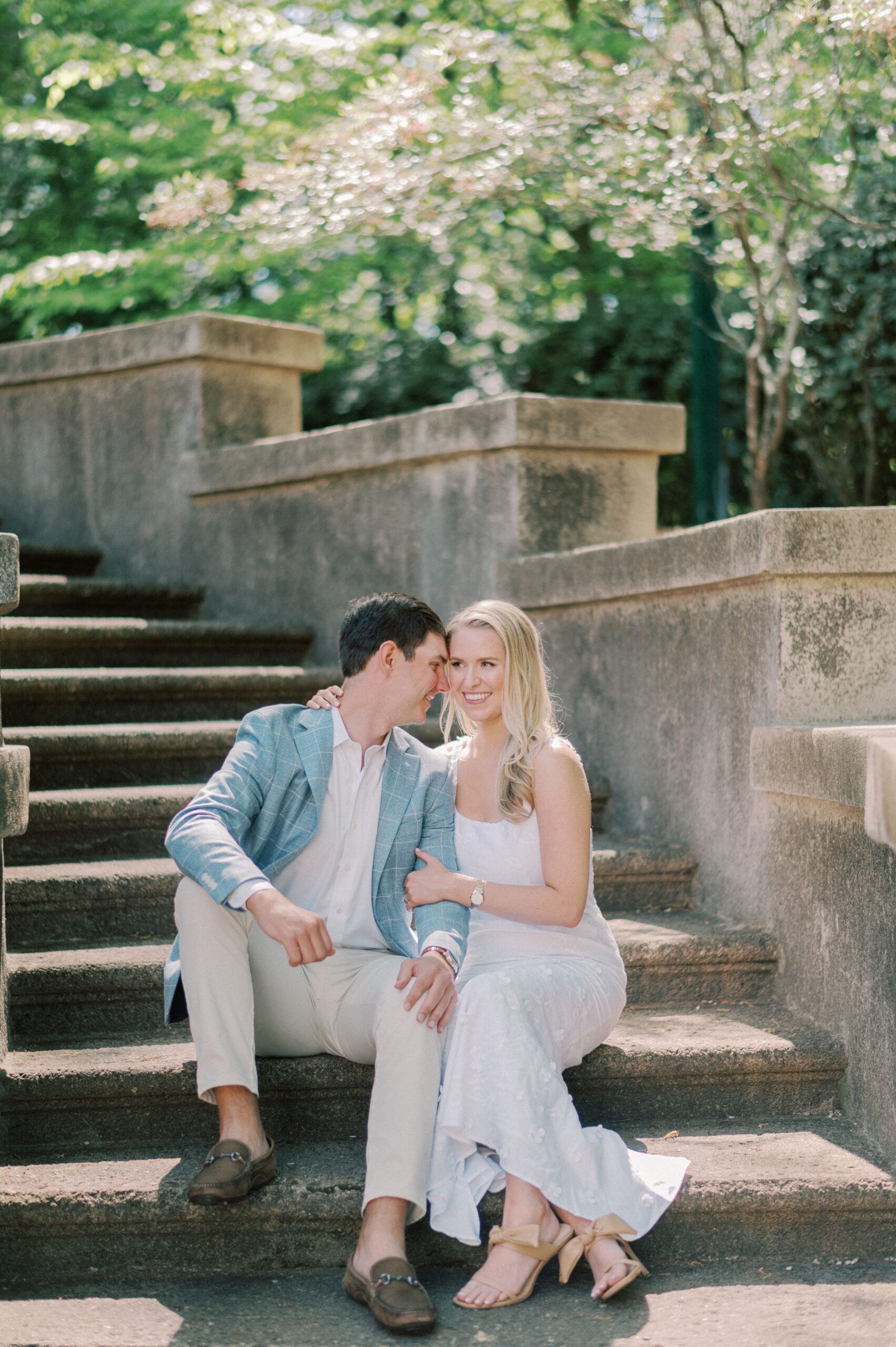 Autumn + Cole / Swan House Engagement | Hannah Miller Photography